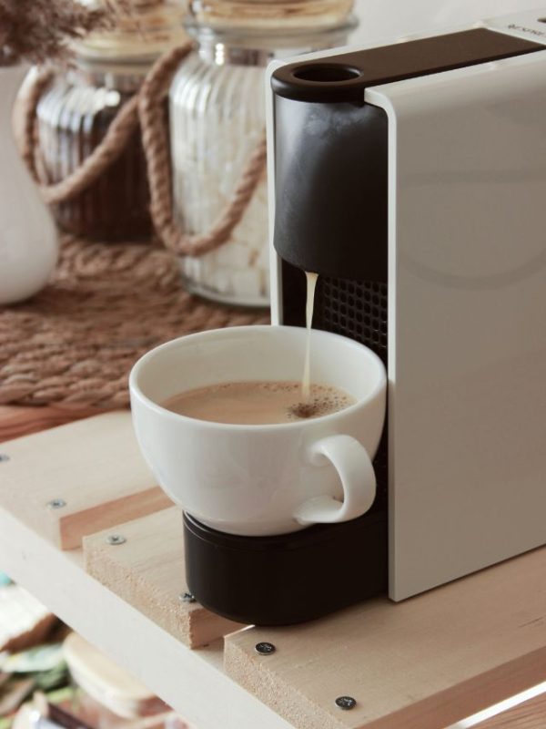 25 Best Coffee Makers for Truck Drivers to Use in 2024